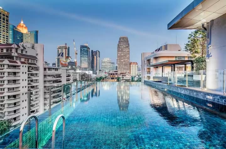 4ppl !Condo Near Asok/sukhumvitbts! Free Pool&wifi - Bangkok