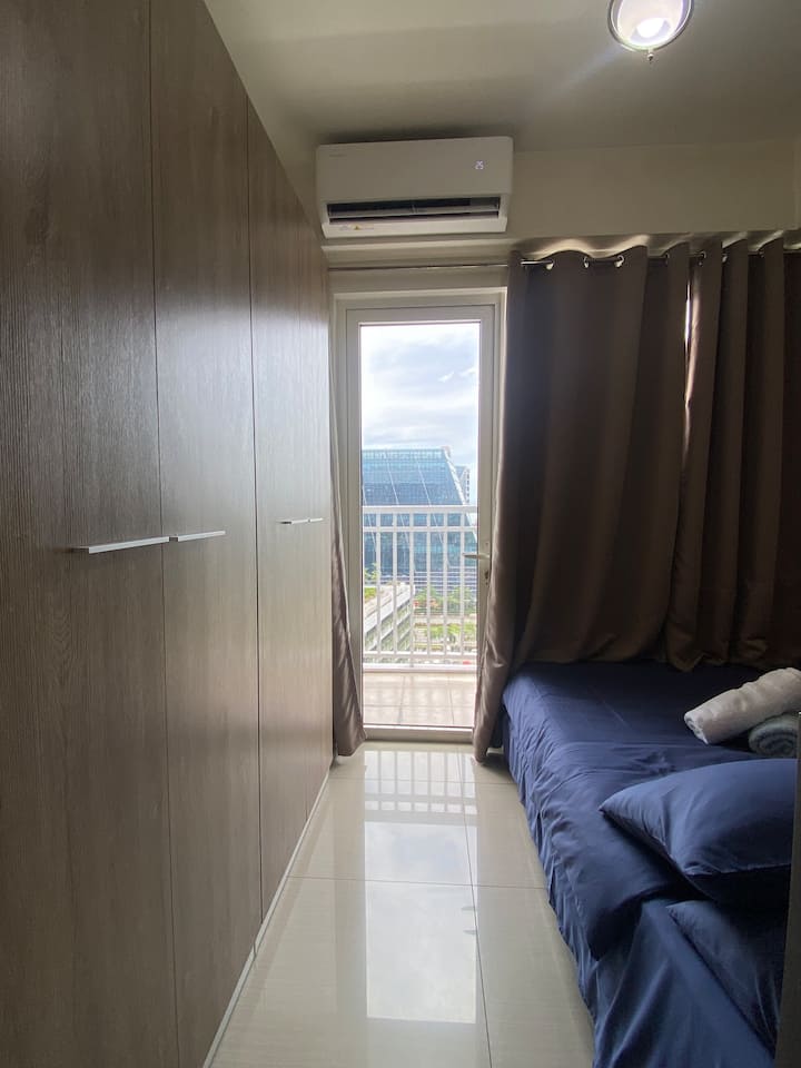 Shore 1 Residences Tower A With Sunset View - Manila