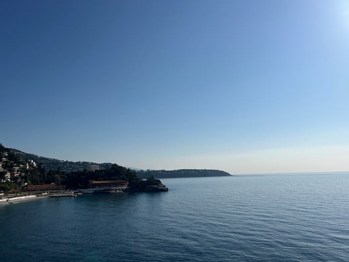 Vive Le Soleil! Monaco, Vieux Village, Tennis - Menton