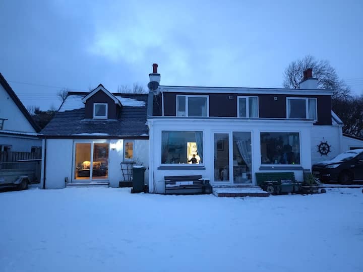 Seaforth Cottage 
On The Shore - Portree