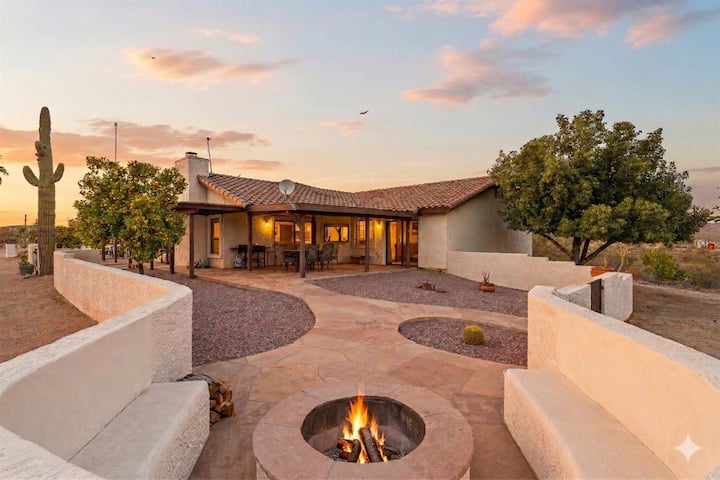 Diamondback Ranch - Horse Stalls + Rv Hookups - Wickenburg, AZ