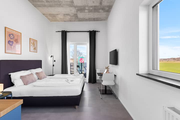 Stilvolles Studio Mit Balkon - Hell Und Ruhig - Mindelheim