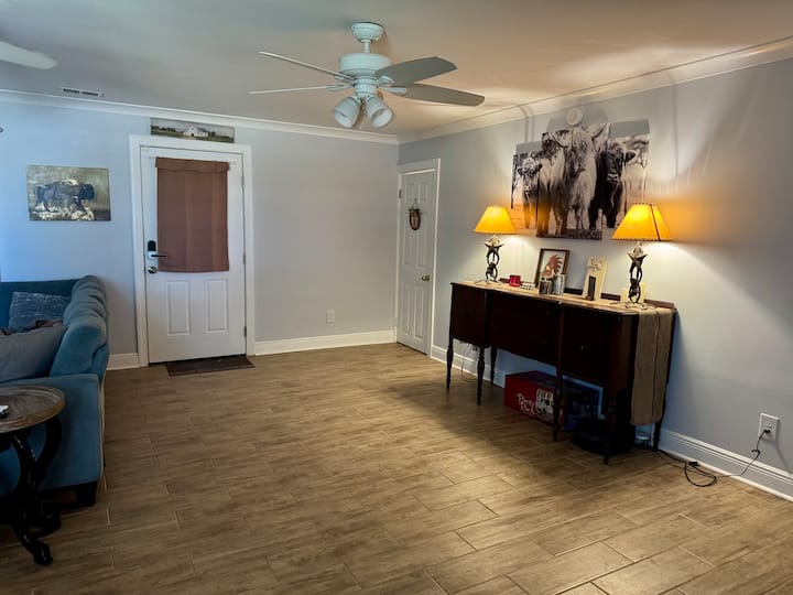 Saddle Ridge Retreat - Daphne, AL