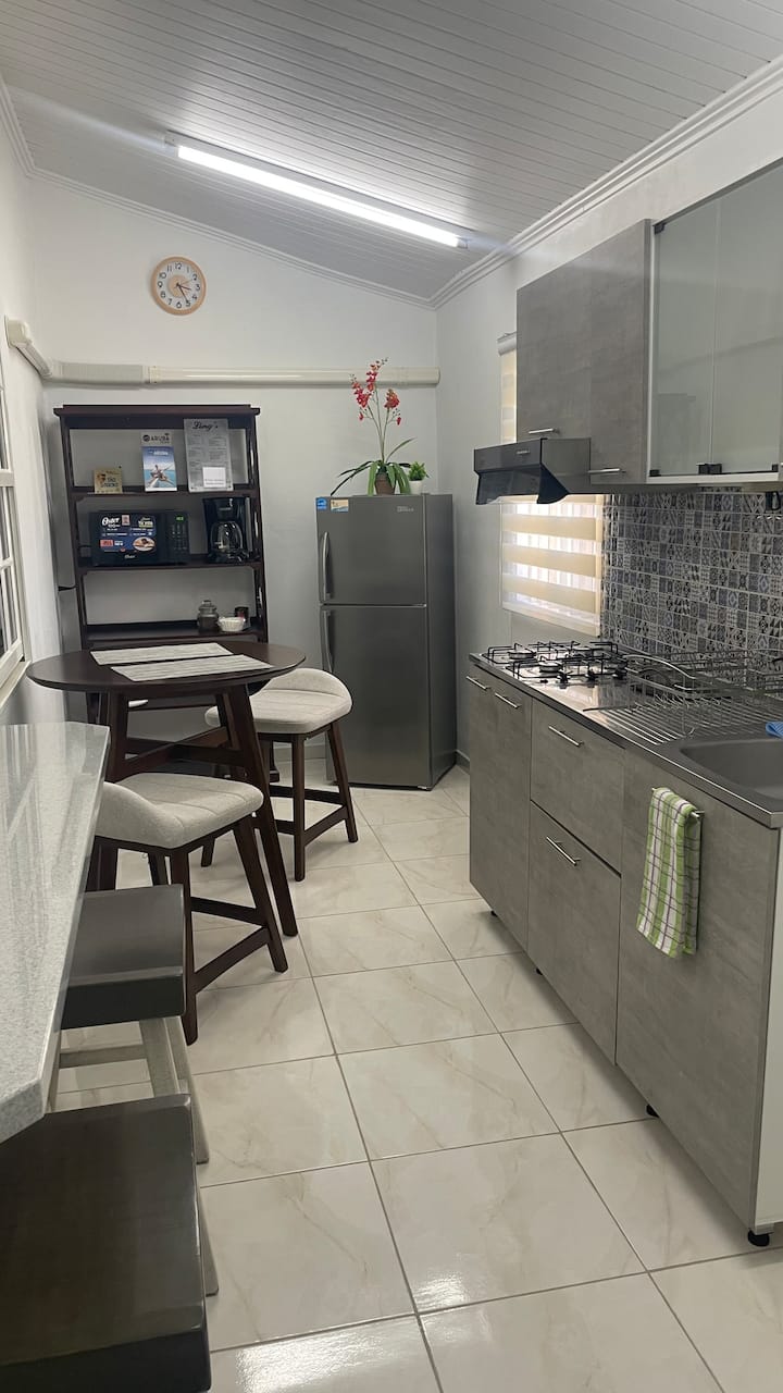 New Apartment Next To A Restaurant In Palm Beach. - Aruba
