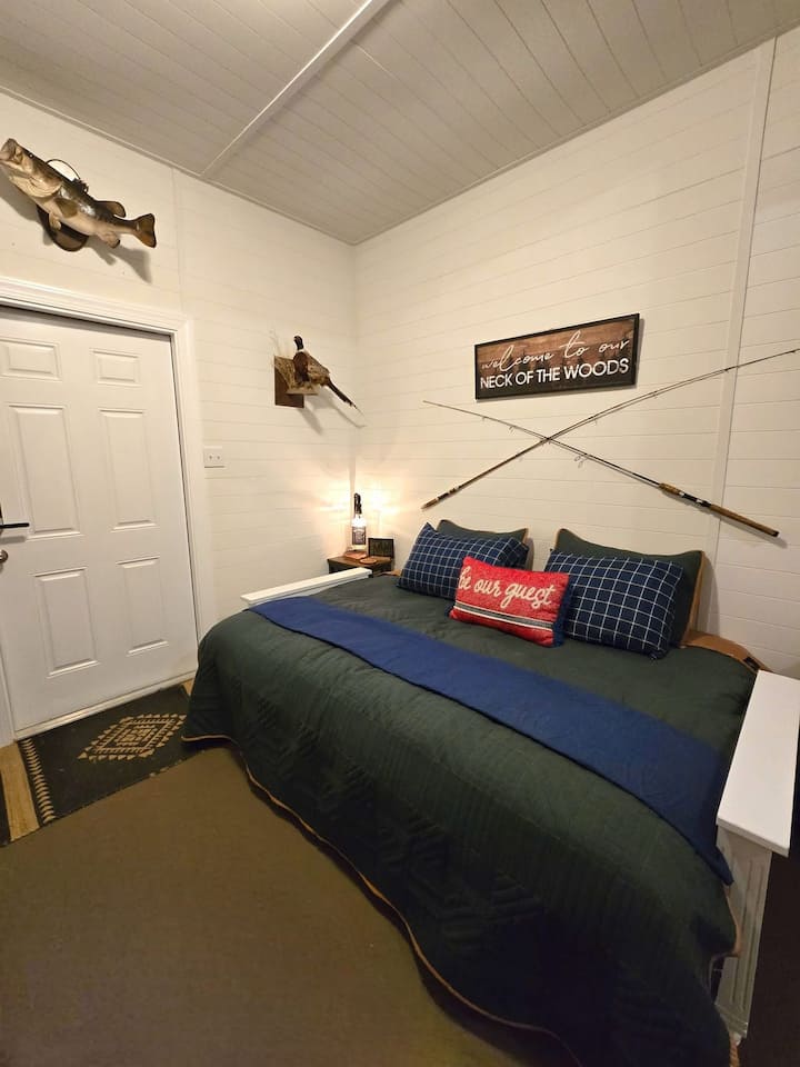 Buckshot Bungalow - Daphne, AL