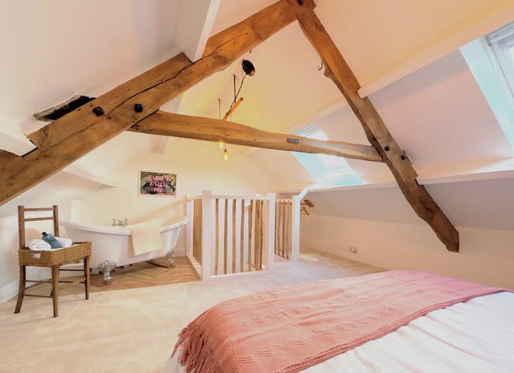 Charming Stone Cottage Getaway - Dolgellau