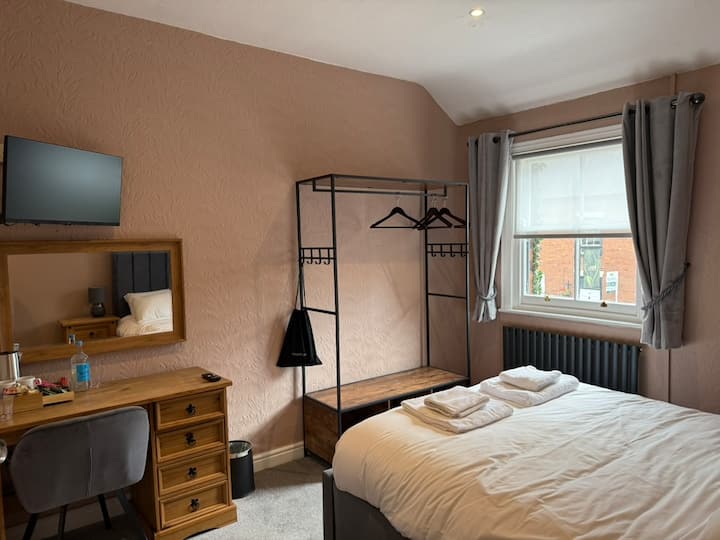The Applewood Regency King - Room 3 - Southwell
