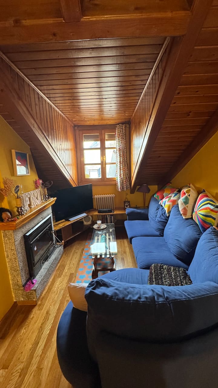 Apartamento En Pleno Centro - Benasque
