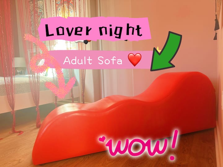 St. Denis Love Nest (Red Room) - Montreal