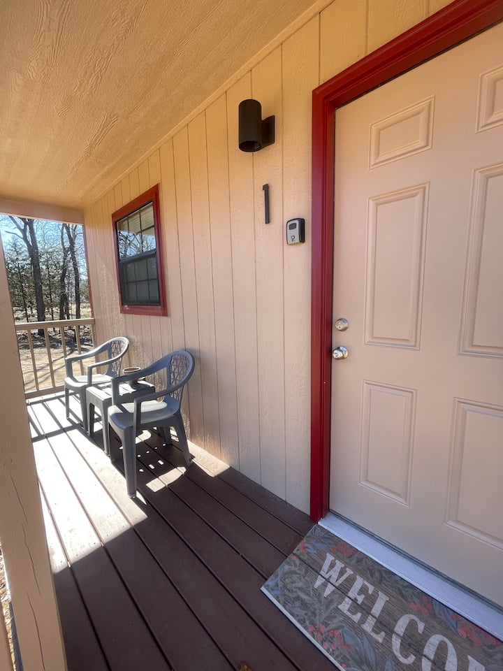 The Getaway At Texoma Cabin 1 - Silo, OK
