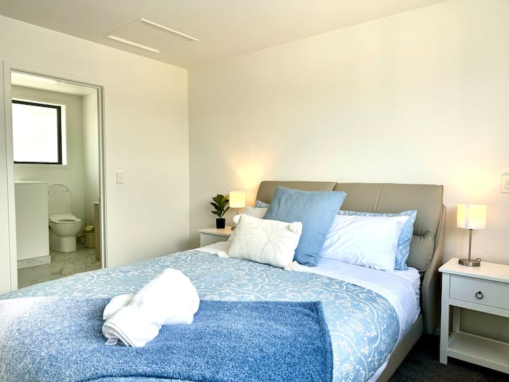 2bdr. 2bth. Riccarton Townhouse. Free Carpark - Prebbleton