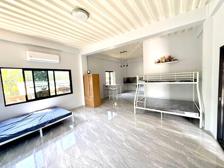 Cj Transient Homes
Where Styles Meets Comfort - Bacolod