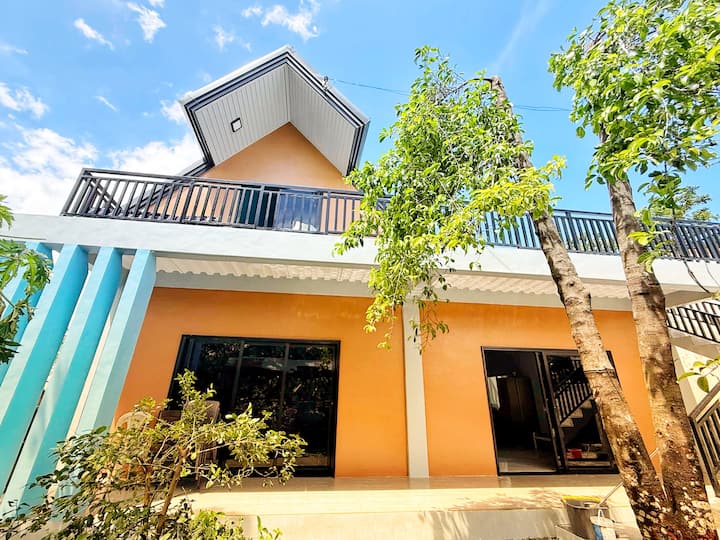 Cj Transient Homes
Where Styles Meets Comfort - Bacolod