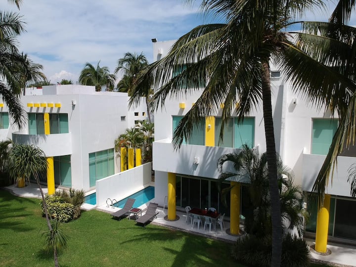 Villa En Campo De Golf Con Playa - Acapulco