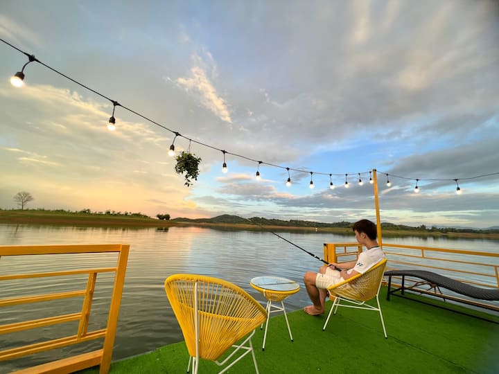 Homestay Phục Vụ ăN- Ngủ - Hát - Sơn Tây