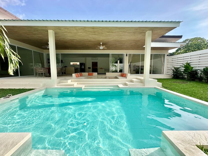 Superb 3 Br Pool Villa - Ko Pha-ngan