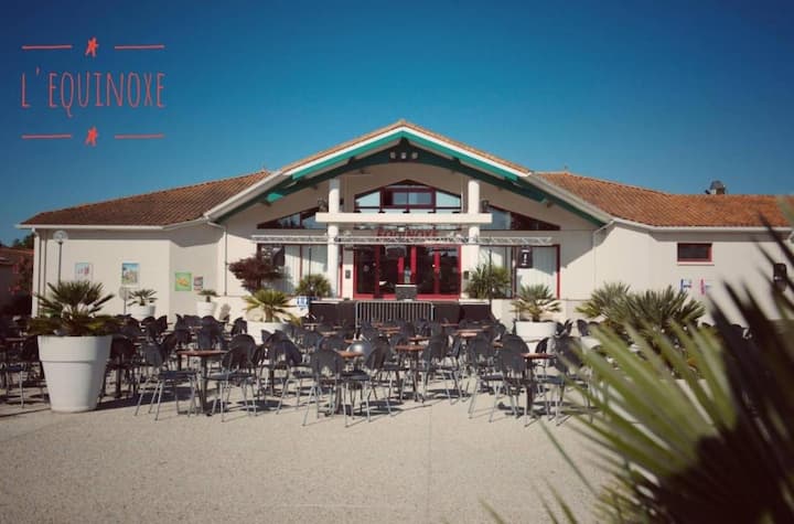 Mobile-home Spacieux Et Calme - La Palmyre