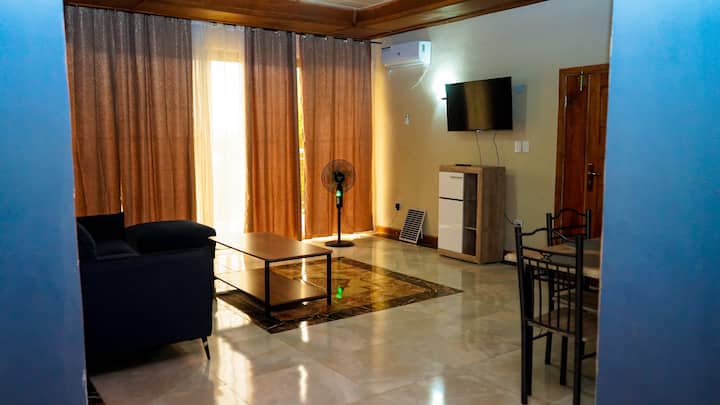 Lions Court Luxury Apartments - Monrovia