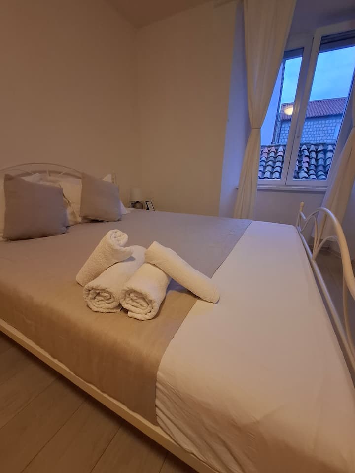 Cozy Rooms At Old City Gate 3 - Cavtat