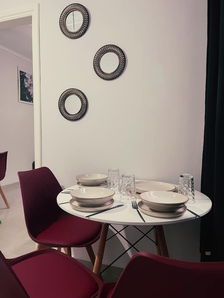 Relatives Apartment - Митилины