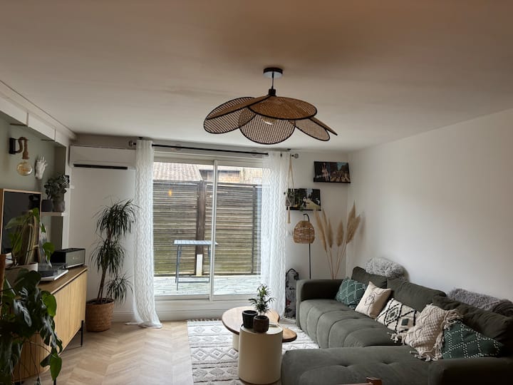 Appartement Au Cœur Des Chartrons ! - Bordeaux