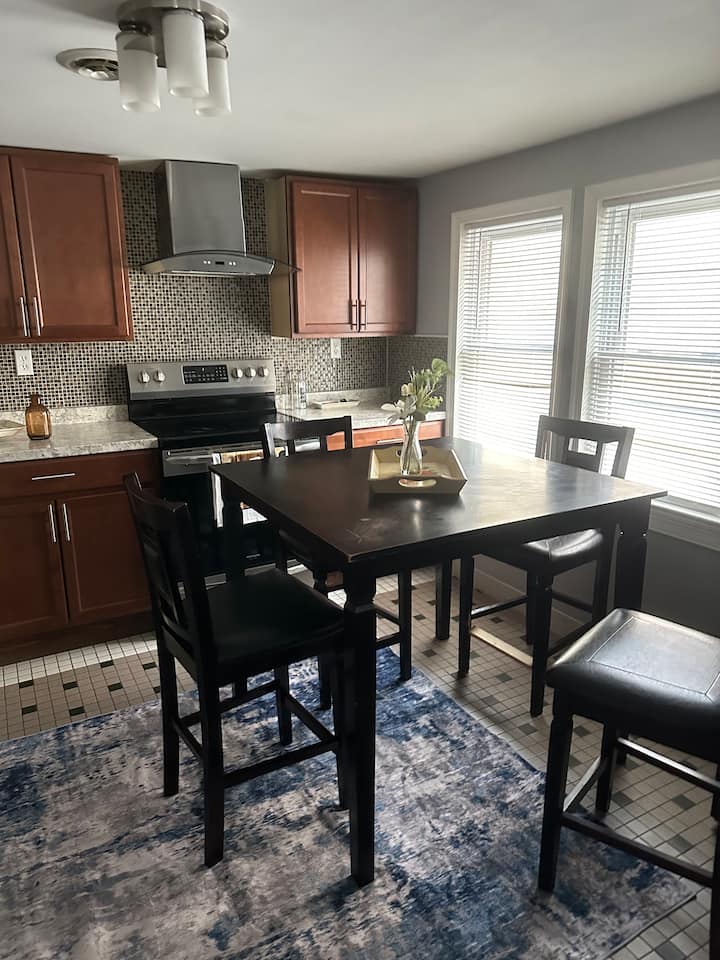 2 Bedroom Apartment In Utica - 프랭크퍼트