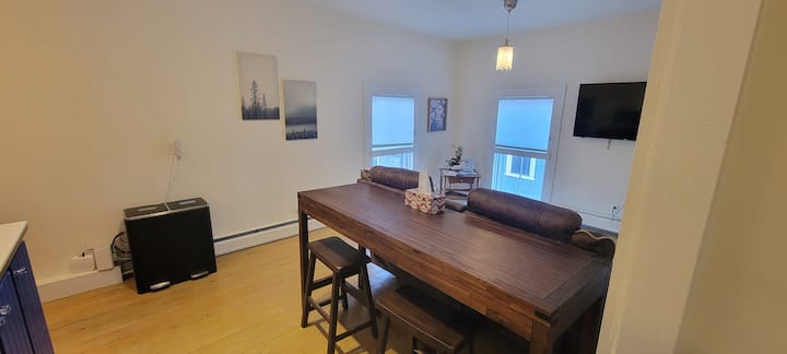 Cozy Victorian Apartment 4 Near Downtown - Derby
