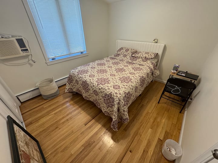 A Cozy Room Available To Stay - Harrison, NY