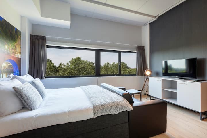 Luxury Studio Garden View - Utrecht