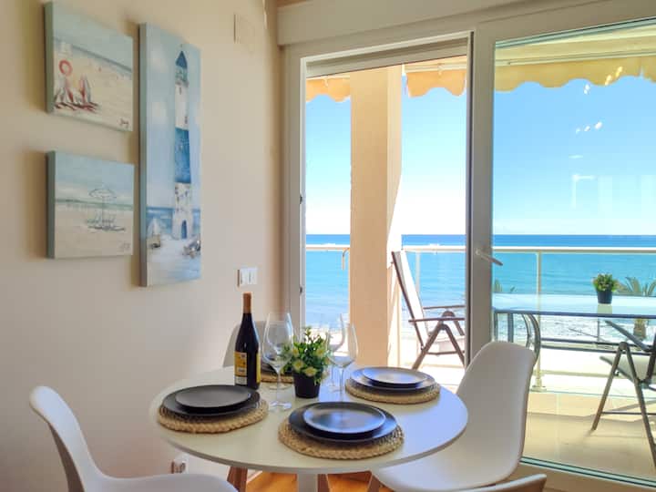 Exclusivo áTico Con Piscina En 1ª Linea Y Garaje - El Campello