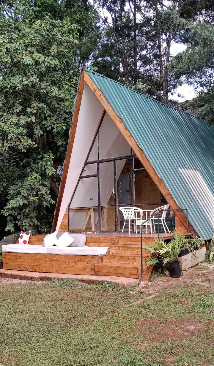 A-frame Cabin With Panoramic Bathroom/breakfast - Nairobi