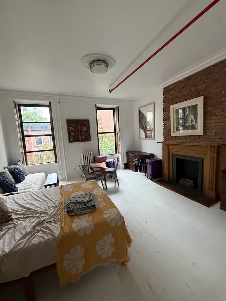 Harlem Art House Bedroom - New York, NY