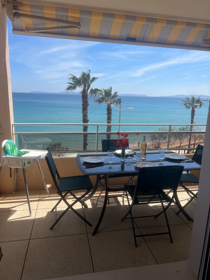 Appartement En Bord De Mer - Le Lavandou
