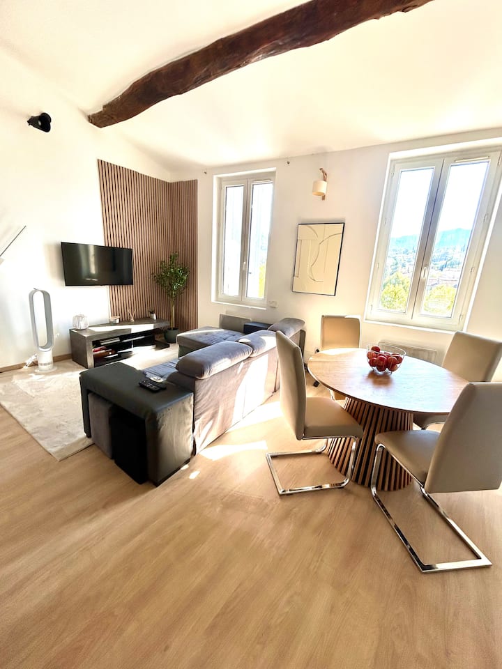 Appartement T2 Entier (47m2) Au Cœur D’auriol - La Bouilladisse