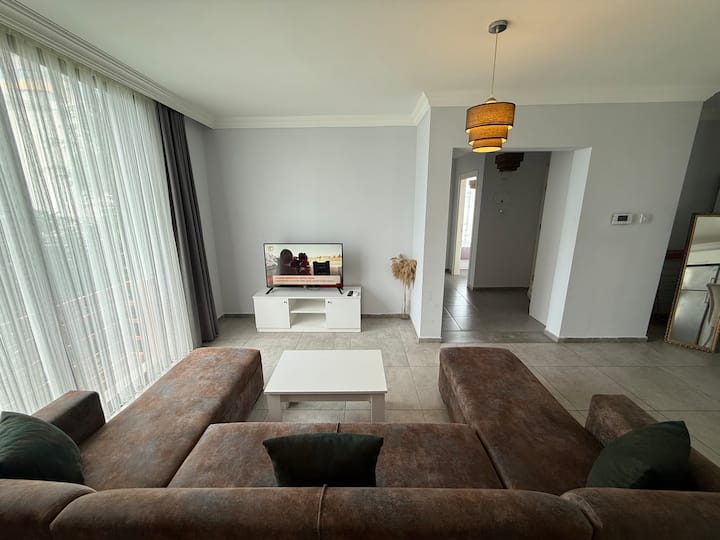 4+1 Girne Merkez Casinolara Yürüme Mesafesinde - Girne