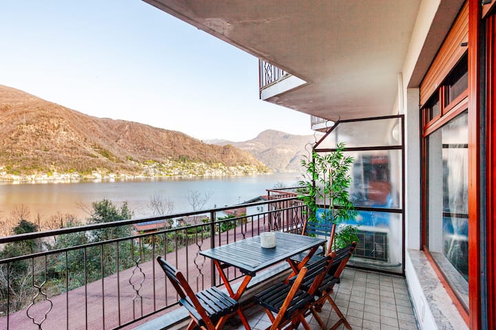 La Terrazza Sul Lago Con Parcheggio Privato - Rovio