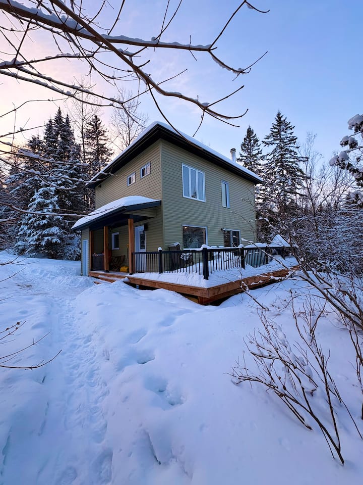 Grand Terrain - Intime - Bord De Rivière - Quebec