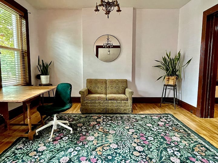 St. Louis Charm In Fox Park With A Fenced Backyard - St. Louis, MO