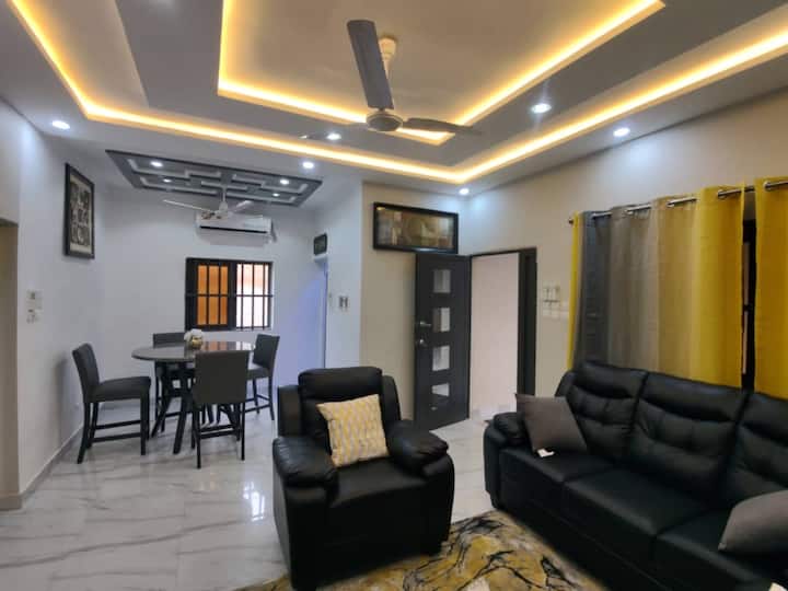 *New* Deluxe Haven 2 Bedrooms - Lomé
