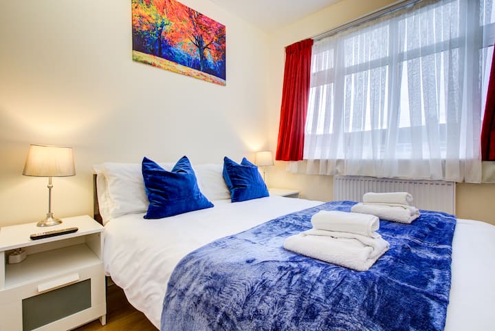 London Bright Cosy Studio & Free Parking - Enfield