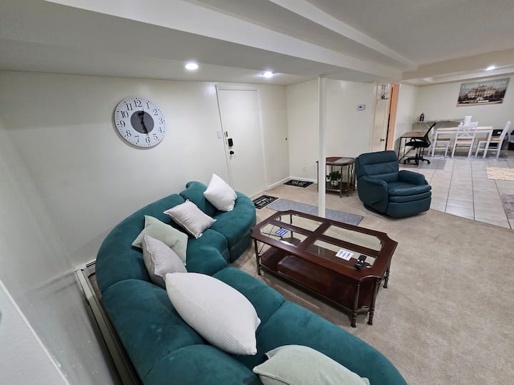 Cozy 2bed 1bath. 12 Min From Jfk - New York John F. Kennedy Airport (JFK)
