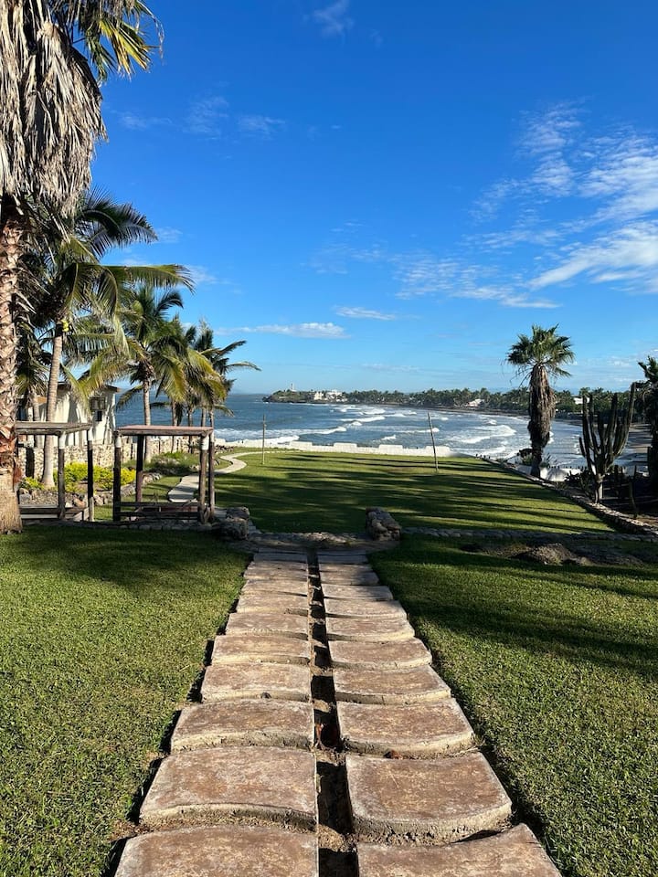 Casa Frente Al Mar • Playa Privada • 20 Huéspedes - Durango