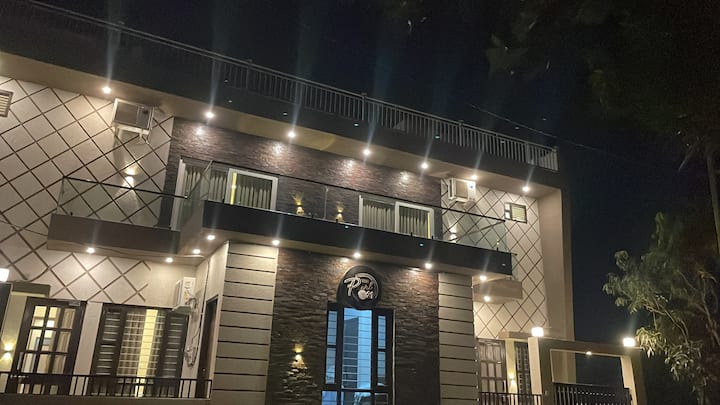 Villa In Udaipur-4 Bhk Mansion - Udaipur