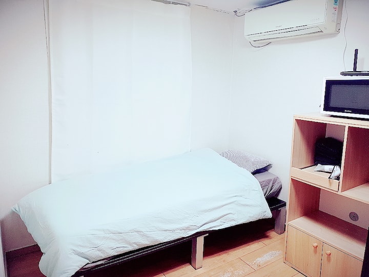 [304]hongdae Stn 5min/private Bathroom/2.5f/elevx - Seoul