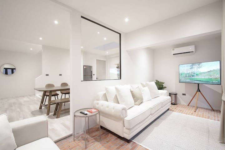 Private Cozy 3br With Pool, Walk To Skytrain - Bangkok