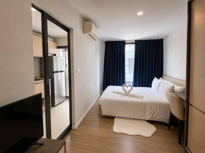 Comfy 1br For 2 | Walk To Bts Sukhumvit 64 [R144] - Thailand