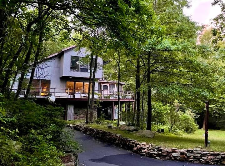 Unique Pocono Chalet With Scenic Views - Lehigh Gorge State Park, Jim Thorpe