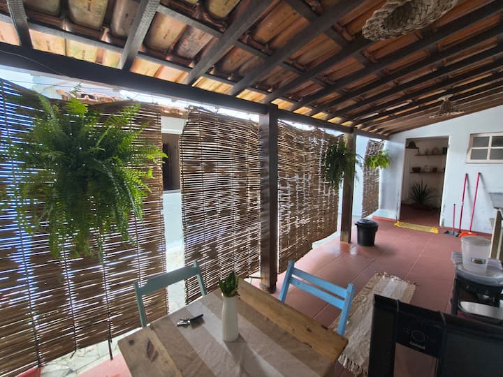 Quarto Térreo Aconchegante Cozinha E Varanda -