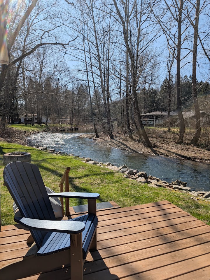 Little Trout Cottage - Ligonier, PA