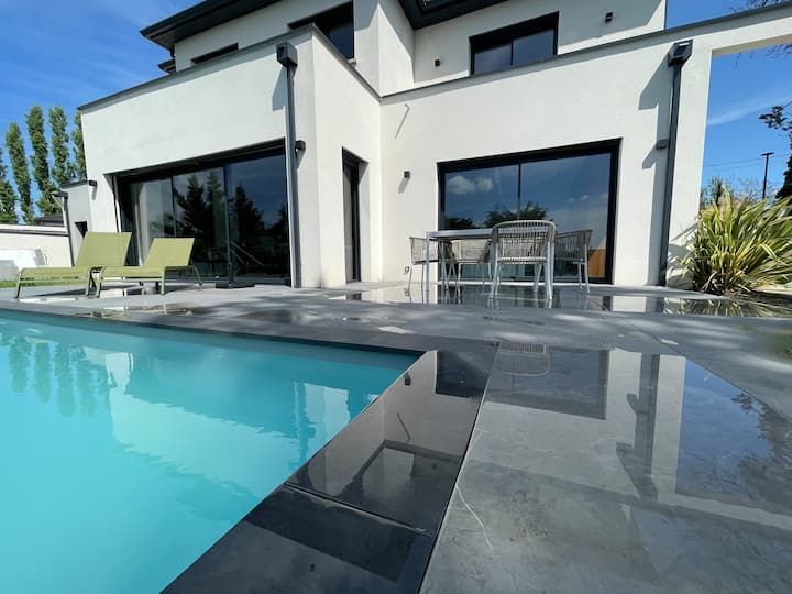 Maison Design Proche De Lyon - Écully